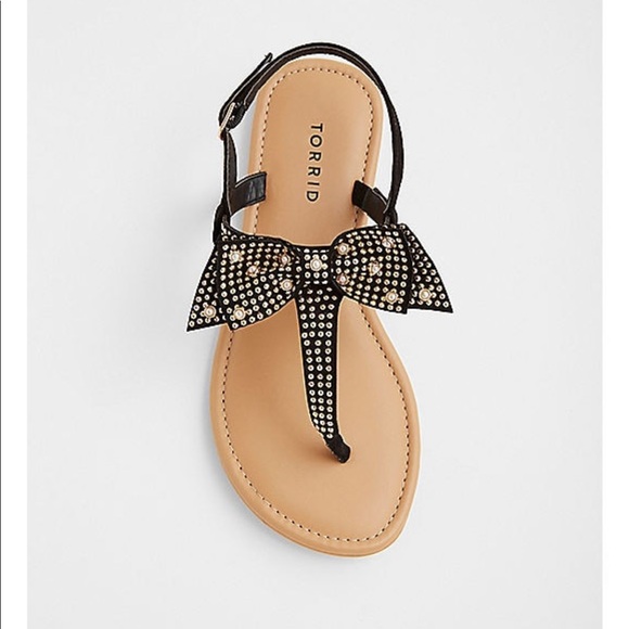 torrid | Shoes | Nwt Torrid 2w Black Studded Bow T Strap Sandal | Poshmark